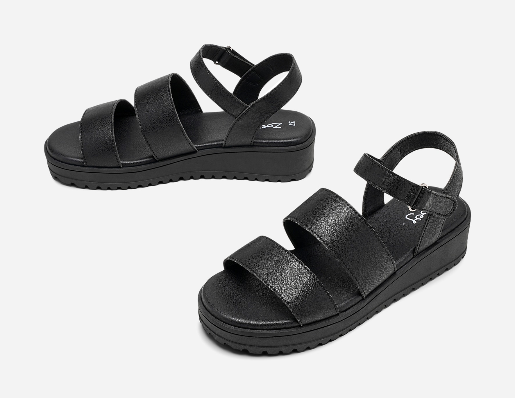 Louise | Sandaler med låg klack | Svarta | Zoey - Skopunkten Louise | Sandaler med låg klack | Svarta | Zoey - Skopunkten